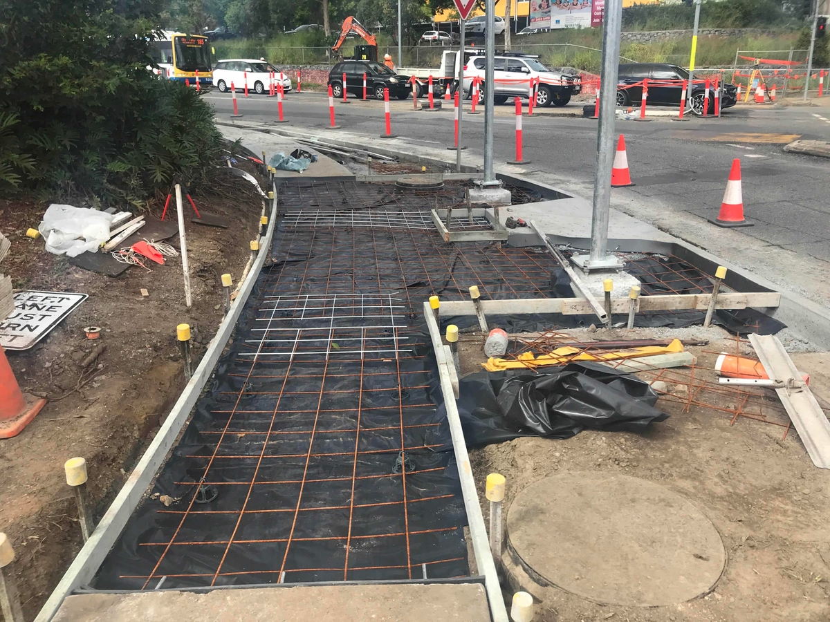 Newnham and Wecker Intersection Upgrade and Pedestrian Bridge | Ertech